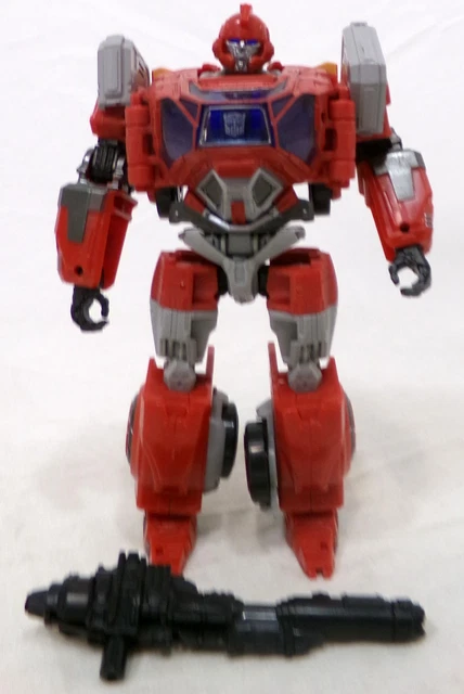 HASBRO TRANSFORMERS SERIE De Estudio SS-84 Deluxe Bumblebee Ironhide ...