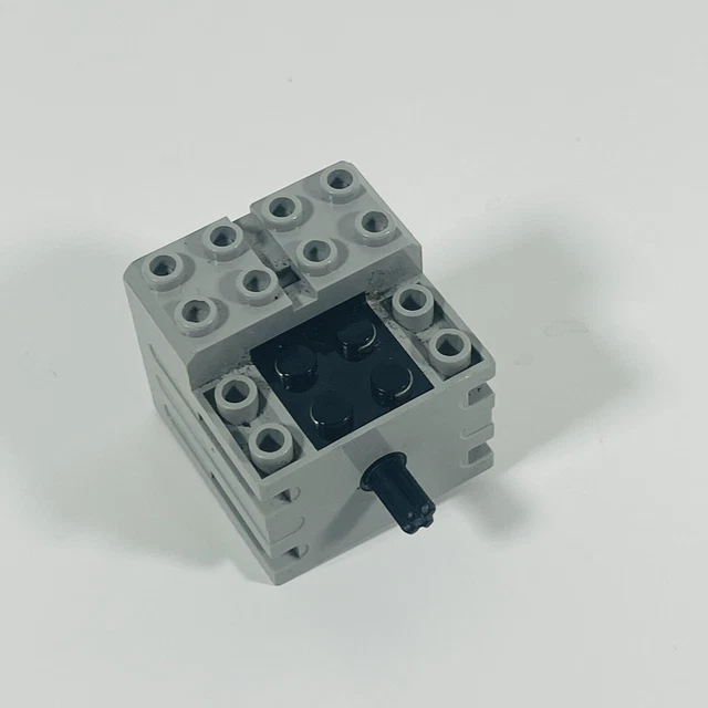LEGO MINDSTORMS LIGHT Gray Electric 9V Motor Technic 43362 Tested £14. ...
