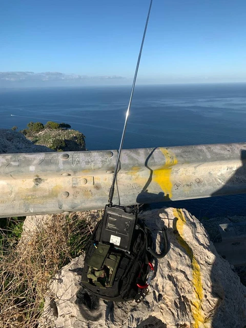 YAESU FT 817ND , voice keyer ,interfaccia modi digt. batteria windcamp ... YAESU FT 817ND , voice keyer ,interfaccia modi digt. batteria windcamp ...
