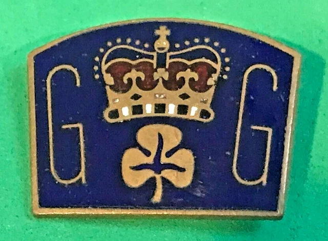 1972 - QUEEN'S Guide Badge - Girl Guides - Brownies £20.00 - PicClick UK