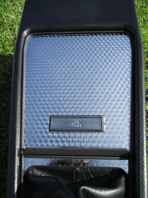 HOLDEN HQ CONSOL Gts Monaro Statesman Manual Center Housing Kingswood ...