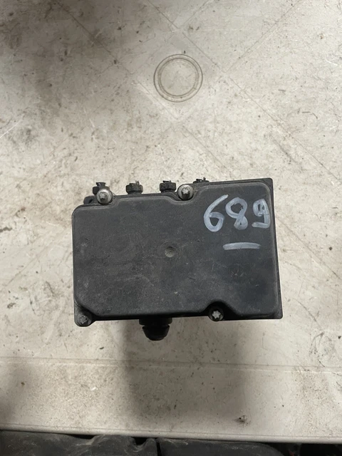 POMPE HYDRAULIQUE ET CALCULATEUR d'ABS RENAULT MEGANE BOSCH 0 265 800 ...