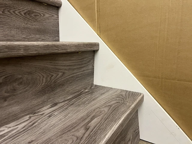 LUXURY STAIR CLADDING Kit 13 Treads And Risers LVT Ridged Core GREY OAK ...
