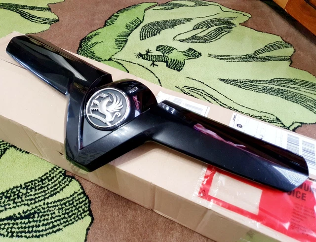 GENUINE VAUXHALL CORSA D VXR OPC Black Upper Grille Moulding Emblem and ...