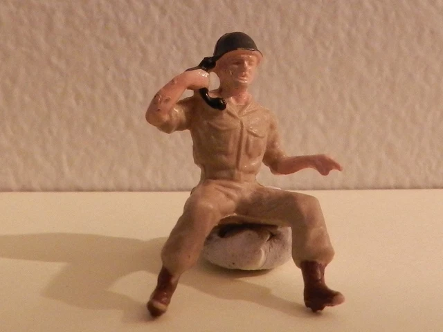 DINKY 800 815 Gendarme Operator Military Radio 4L Sinpar Gendarmerie ...
