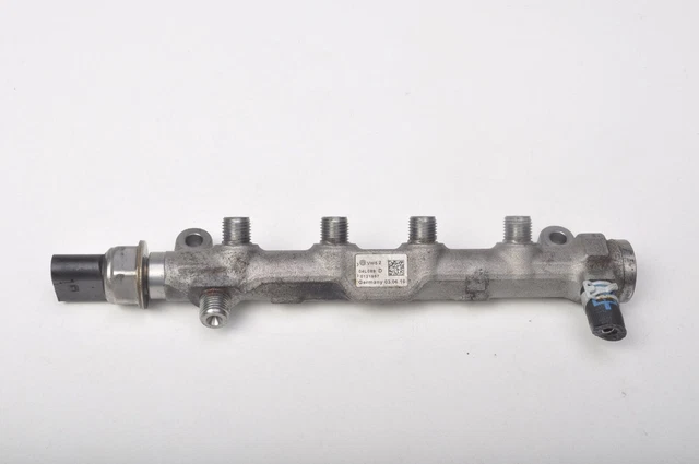 SEAT LEON III distributeur tuyau ligne d'injection rail d'injection ...