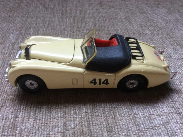 JAGUAR XK120 SPEEDSTER 'Rallye Des Alpes' Entrant Beige +/-1:36 Corgi ...