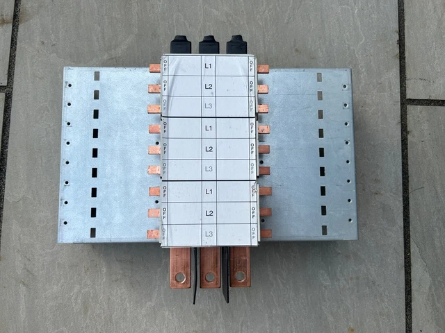 PROTEK PANEL MCCB Distribution Board Box Fuse 6 Way 3 Phase Busbar ...