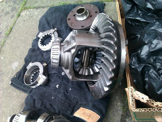 FORD TRANSIT MK6 TWIN WHEEL AXEL 4.63 CROWN PINION DIFF REPAIR KIT £75 ...