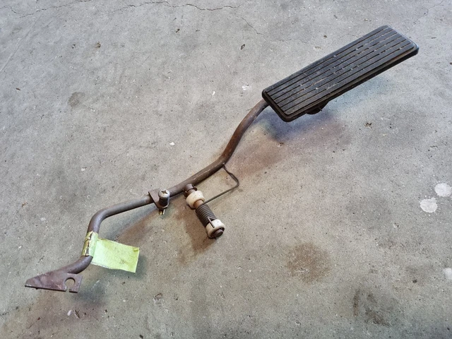 HOLDEN VB VC Vh Vk Vl Commodore Accelerator Pedal Box Throttle Cable 1 $50.00 - PicClick AU