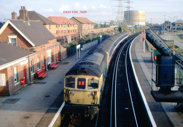 2 X ORIGINAL 35mm Slides: Class 33 33101 @ Redbridge 1990 £4.99 ...