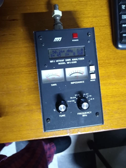 MFJ 259B SWR Antenna Analyzer, fully functional includes copy of ...