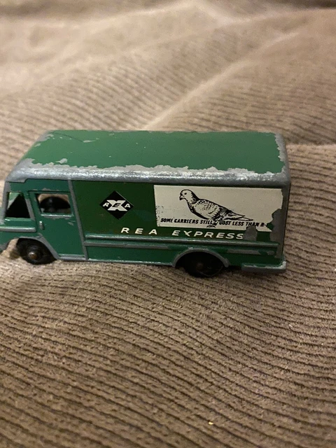 VINTAGE GREEN BUDGIE Models No. 57 REA Express Parcel Delivery Van ...
