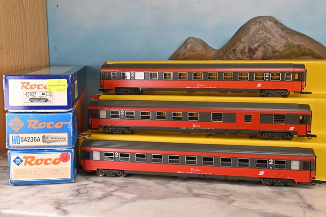 ROCO H0 4-ACHS Eurofima Gepäck & Personenwagen der ÖBB 3-tlg. Nr. 45837 ...