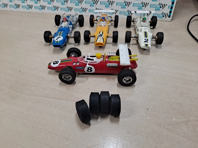 SCALEXTRIC PAIR OF Brand New Rear Grippy Tyres To Fit Power Sledge Cars ...