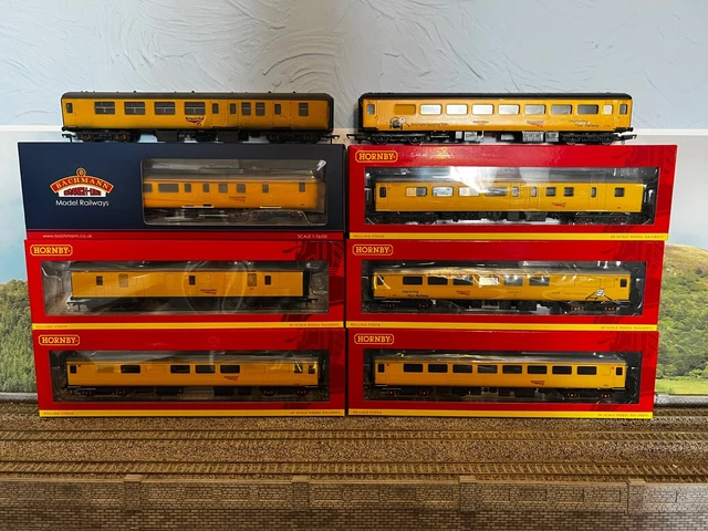 NETWORK RAIL BUNDLE - DCC Fitted DBSO & 7 x Coaches (Bachmann/Hornby) £ ...