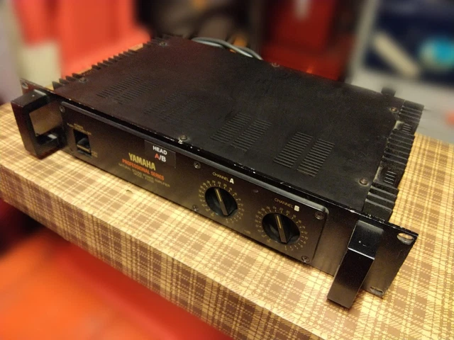 AMPLIFICATEUR YAMAHA P2050 PRO SERIES - Ampli de puissance studio - NS ...