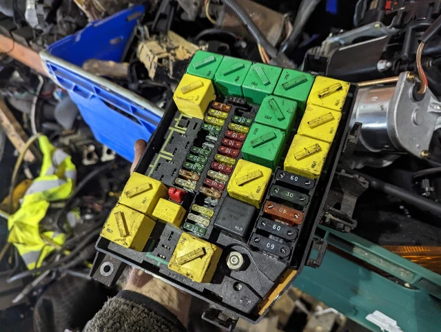 NEXTDAY DELIVERY- RANGE Rover P38 Amr6406 Fuse Box £159.99 - PicClick UK