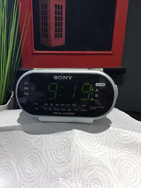 SONY DREAM MACHINE ICF-C318 Clock Radio FM/AM 2 Band Silver Working £7. ...