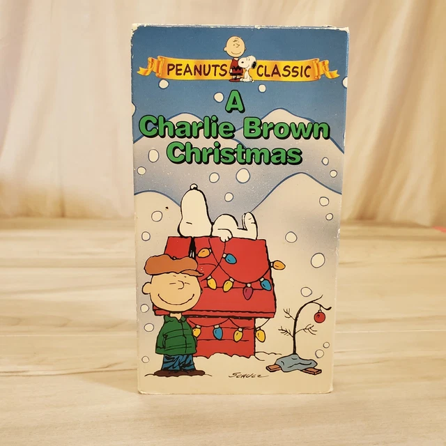 A CHARLIE BROWN Christmas VHS 1994 Peanuts Classic Sleeve Holiday ...