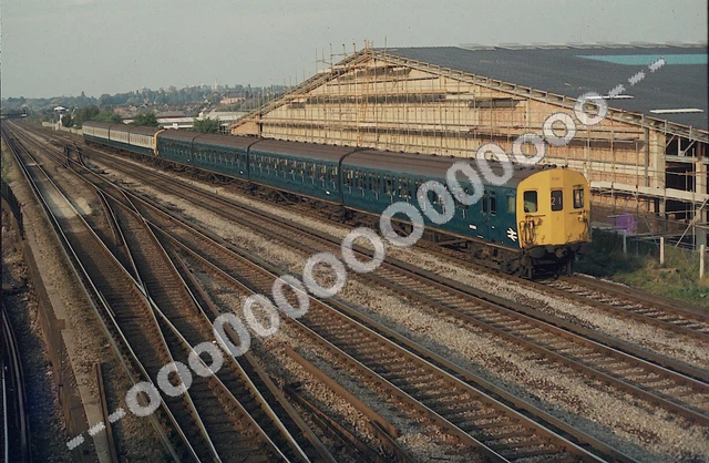 35MM ORIGINAL COLOUR SLIDE OF SOUTHERN REGION 4EPB CLASS 415 AT ...