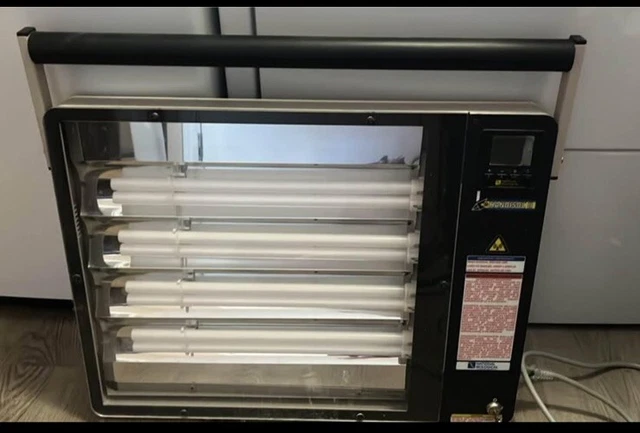 NATIONAL BIOLOGICAL HANDISOL II UVB-150 Portable Phototherapy Lamp UVB ...