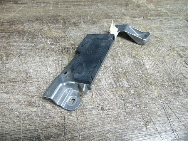 BRAND NEW ANTENNA Amplifier Genuine Mercedes W211/C219 - A2118207689 ...