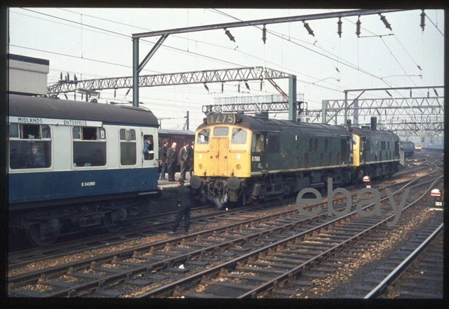ORIGINAL SLIDE-CLASS 25'S-GREEN D7585 & D7597 at Stockport w/ Waterloo ...