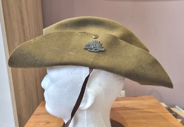 RARE ORIGINAL WW2 AUSTRALIAN ARMY SLOUCH HAT with BADGE DATED 1943 £159 ...