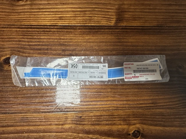 GENUINE TOYOTA RIGHT Rear Quarter Panel Protector 58747-06100 - 2015 ...