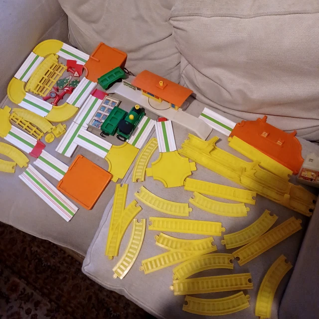 VINTAGE 1970S LESNEY Matchbox Track Set 50+ bundle for Station Diecast ...