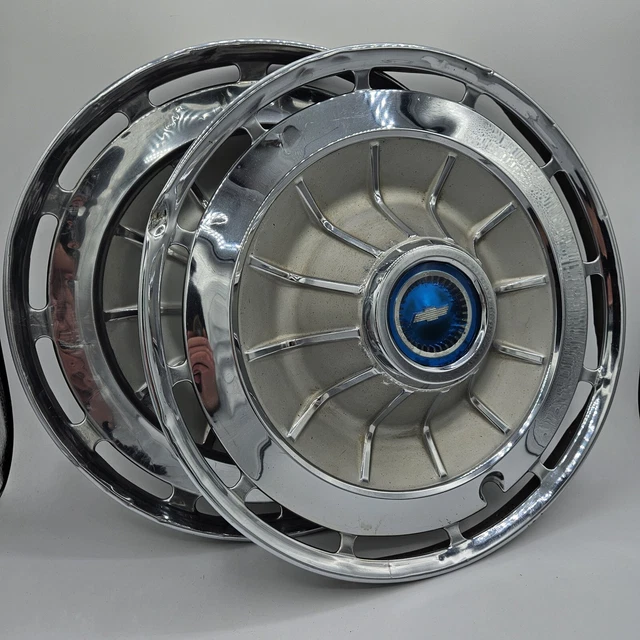 2X VINTAGE OEM 1962 Chevy 14" Hubcaps / Wheel Covers, '62 Chevrolet ...
