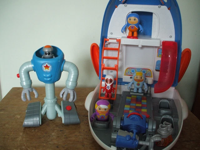 GO JETTERS (JET Pad HQ with figures & add on's , lights & sound) plus ...