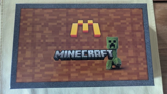 BOX MINECRAFT MCDONALD'S Limited Edition 2025 EUR 50,00 - PicClick IT