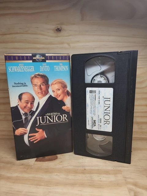 JUNIOR VHS USED Movie VCR Video Tape Danny Devito Arnold Schwarzenegger ...