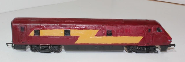 OO GAUGE HORNBY Class 82 Dvt Coach In Maroon & Gold Livery, Spares ...