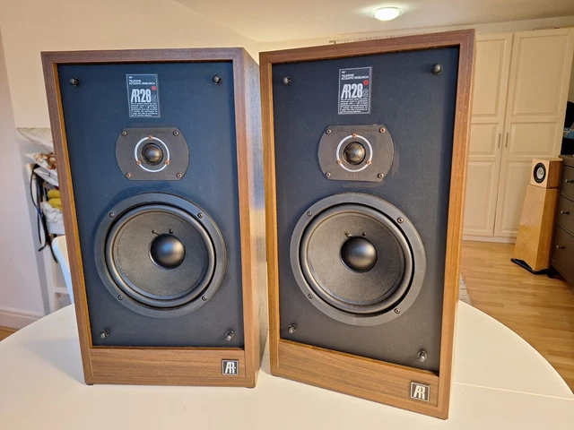ACOUSTIC RESEARCH AR 28s speakers in lovely rare to find condition. £ ...