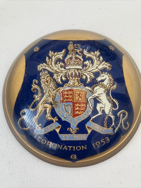 GLASS PAPERWEIGHT QUEEN ELIZABETH II CORONATION Heraldic shield Blue on ...