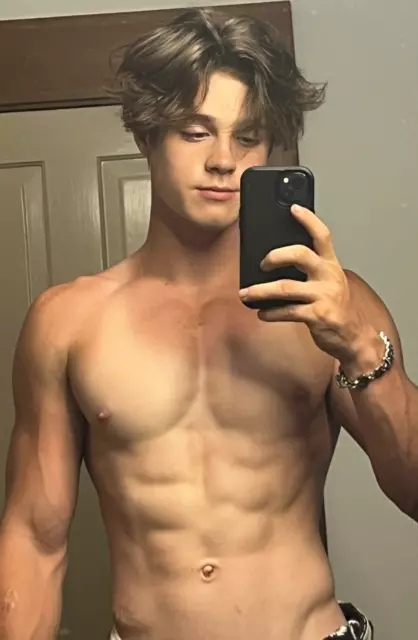 Shirtless Male Beefcake Muscular Jock Hunk Shaggy Hair Beach Guy Photo