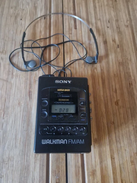 SONY MEGA BASS Walkman WM-F2085 Radio Cassette Player + Original ...