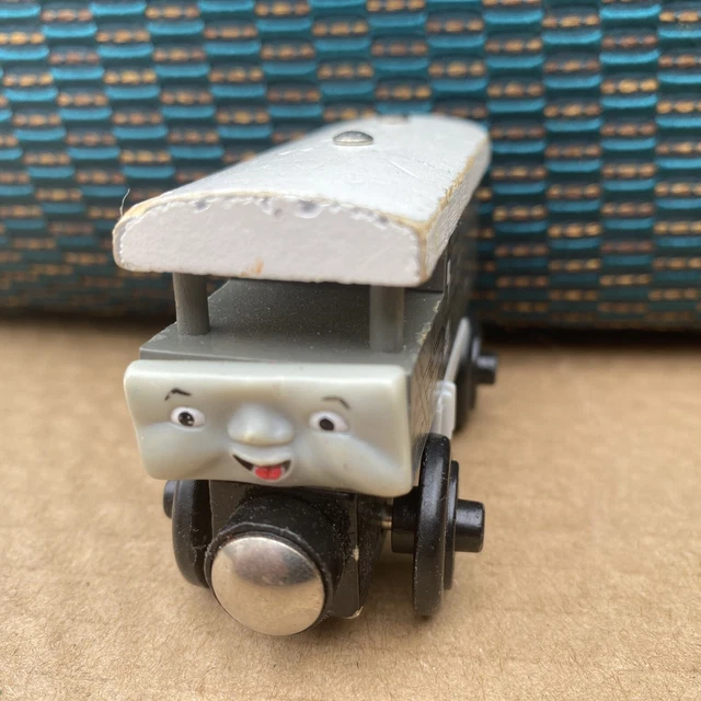 THOMAS THE TANK Engine Wooden Train Toy TOAD Rare Tongue Version £16.99 ...
