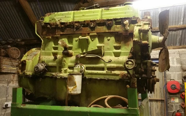 FORD 2725E 6 cylinder 380 industrial diesel engine Fordson Major etc £ ...