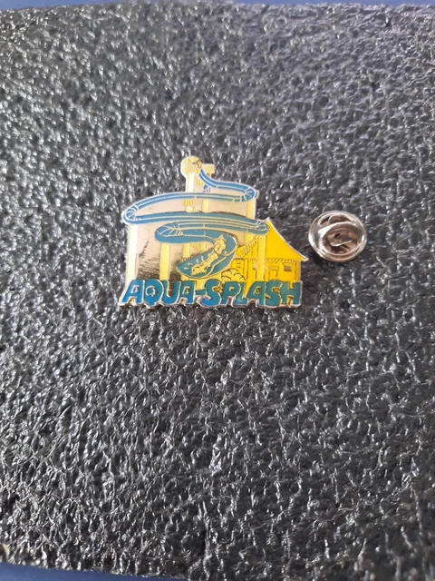 PIN'S AQUA-SPLASH AQUATIQUE parc attractions manège grand huit Pin Pins ...