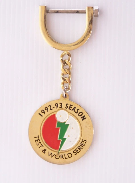 VINTAGE 1992-93 SEASON Test & World Series Cricket Key Chain Promo ...