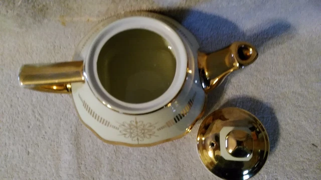 HALL COFFEE-TEA POT 6 Cup 017.8 GL Made In U.S.A. Gold and Cream ...