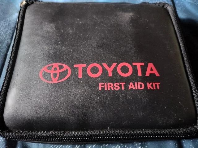 GENUINE TOYOTA FIRST-AID Kit Black EUR 8,89 - PicClick IT