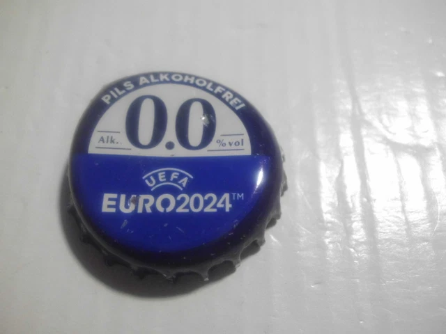 GEBRAUCHTER, BLAUER KRONKORKEN PILS ALKOHOLFREI von Bitburger: EURO2024 ...