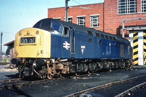 COLOUR SLIDE OF 40155 BR class 40 diesel loco £2.25 - PicClick UK