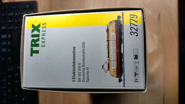 TRIX EXPRESS 32779 BR 103 109-5 DB E-Lok beige rot, OVP, TOP Zustand ...
