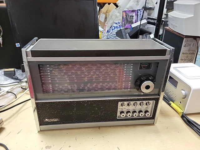 MARC PATHFINDER NR 52F1 Double Conversion Multi Band Radio - Untested £ ...